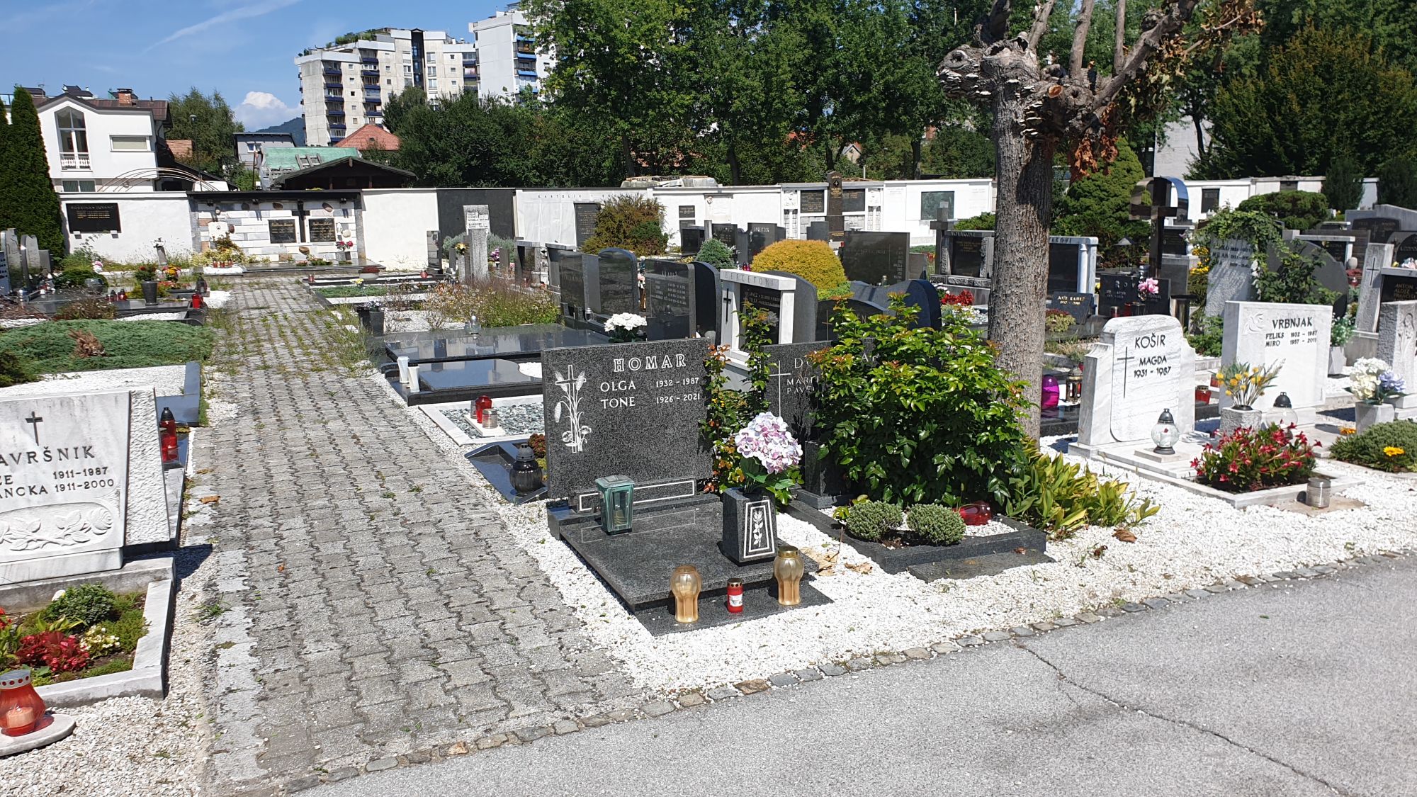 Tone Homar | Slovenski grobovi